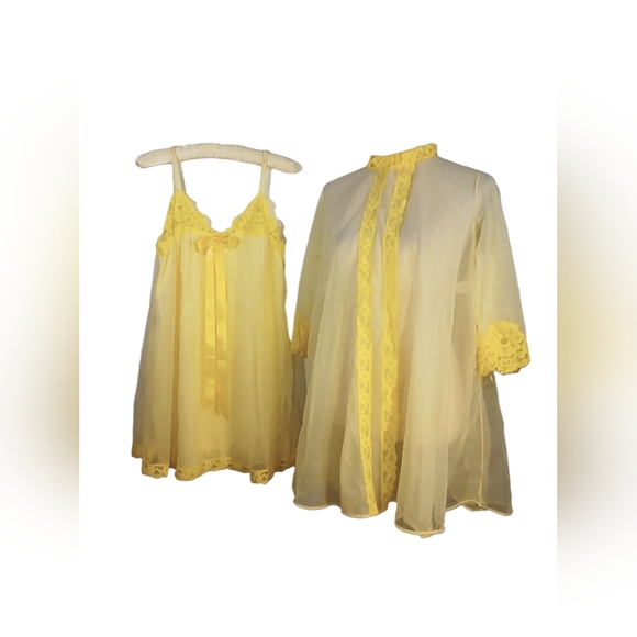 Siren | Intimates & Sleepwear | Vintage Ilgwu 2pc Lingerie Set Baby ...